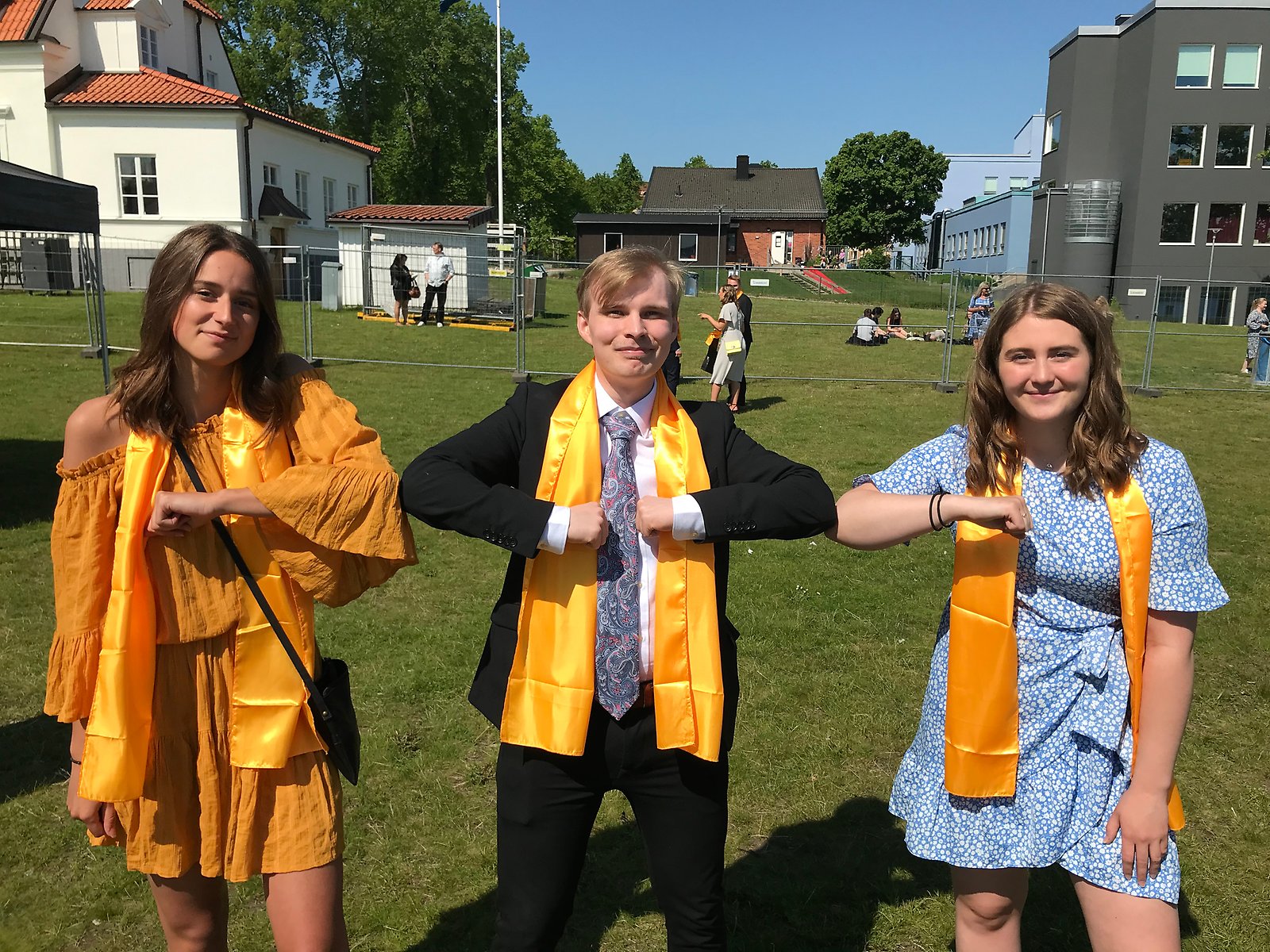 Congratulations to all newly graduated students - Jönköping University